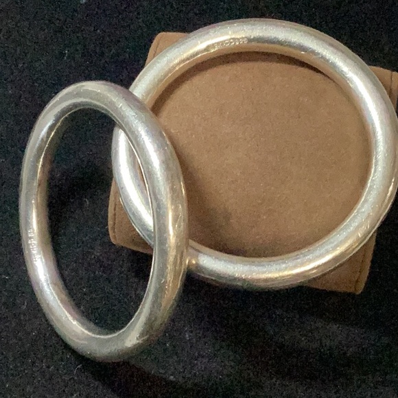 925 Mexico | Jewelry | 2 Vintage 925 Sterling Silver Bangles 925 Mexico ...